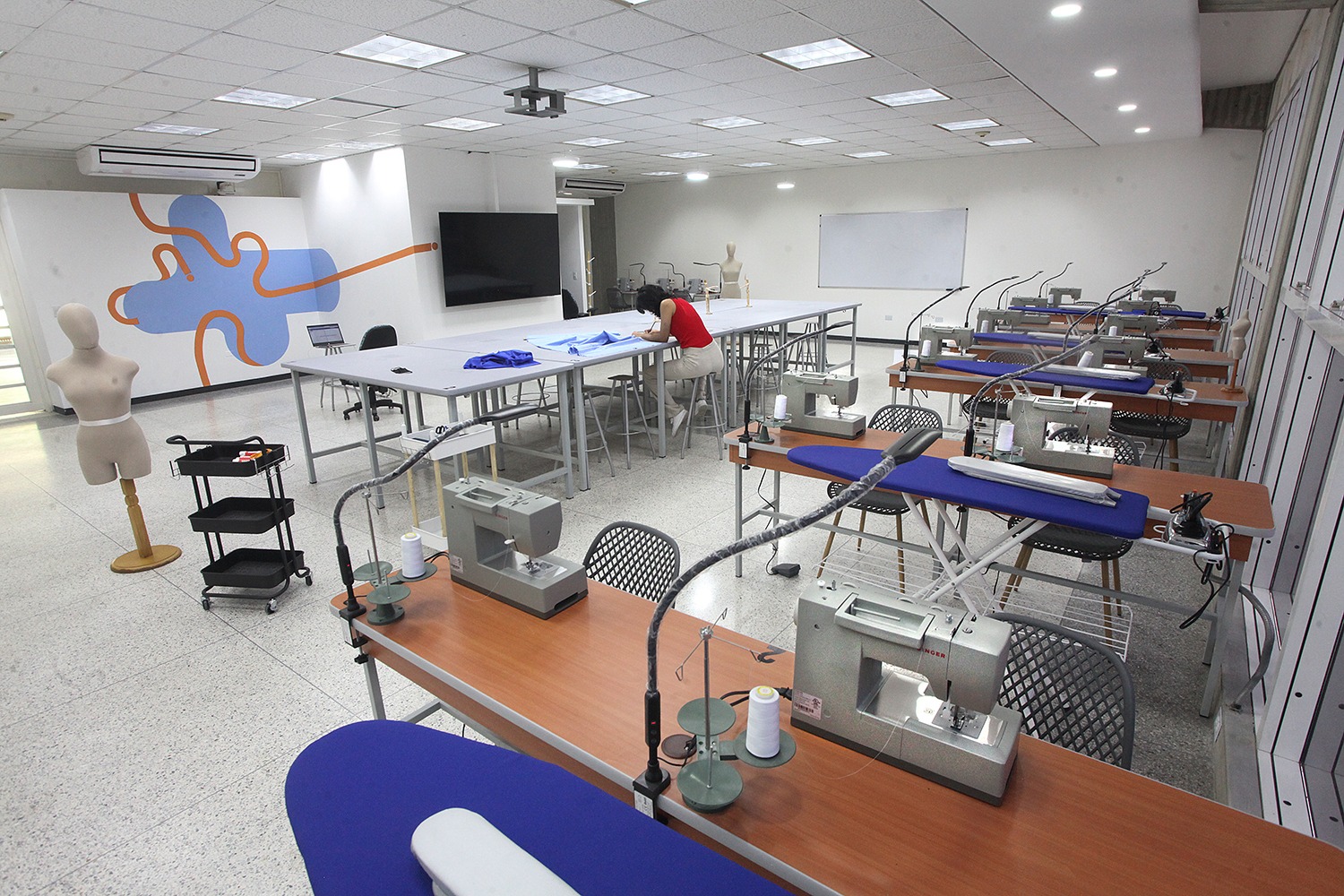 Academia de Moda UCAB: una apuesta universitaria por el diseño ...