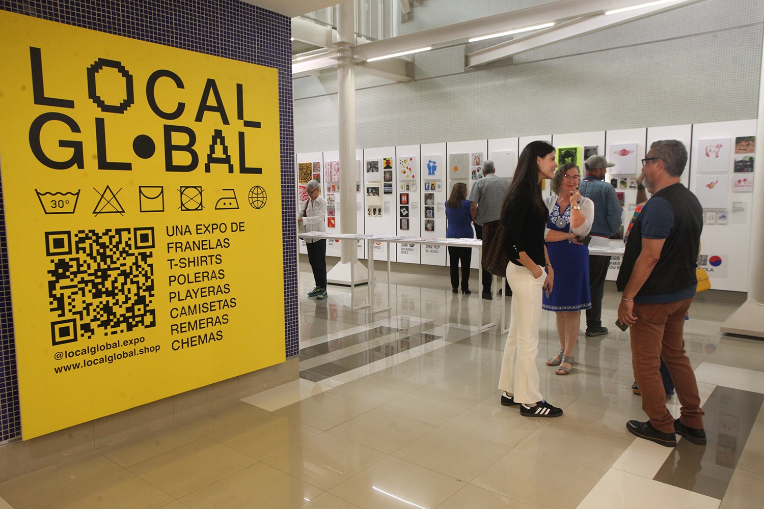 Arte, moda y diseño se encuentran con la cultura pop en la exposición "Local-Global ...