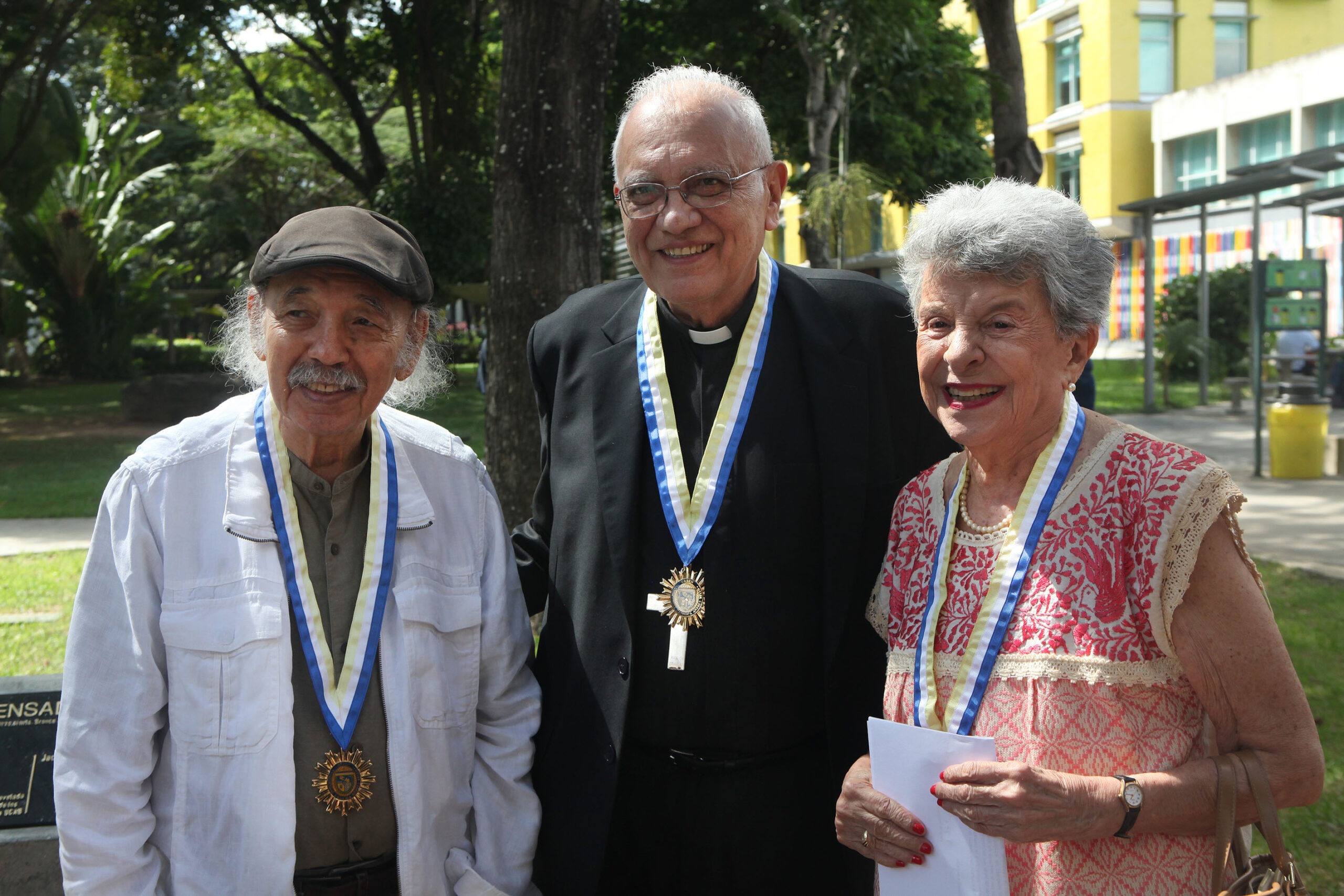 Orden UCAB honró a Virginia Betancourt, Baltazar Porras y Jacobo Borges